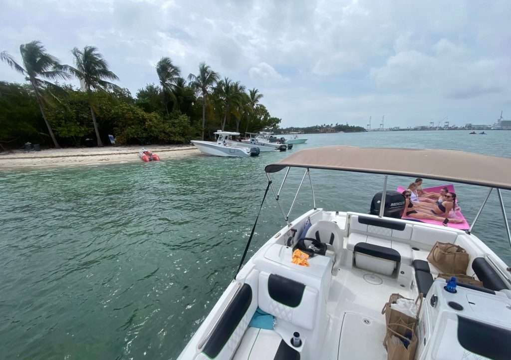 Essential Boating Rules for Fort Lauderdale Boat Rentals